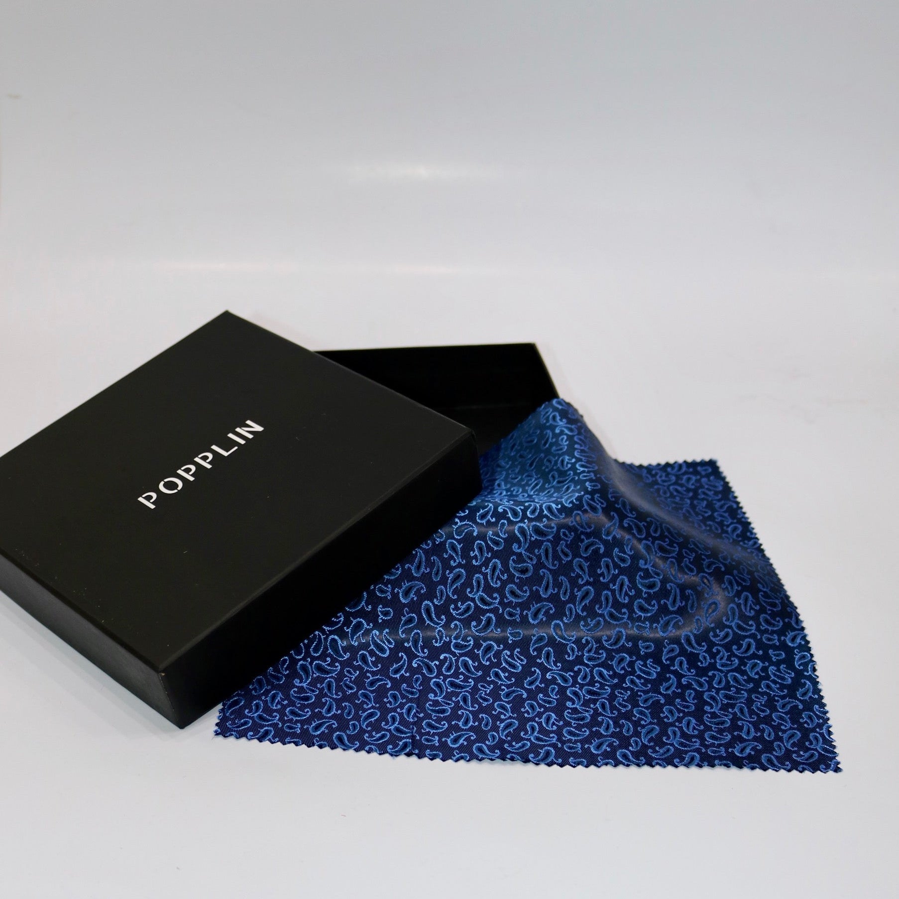 Pocket Square – POPPLIN