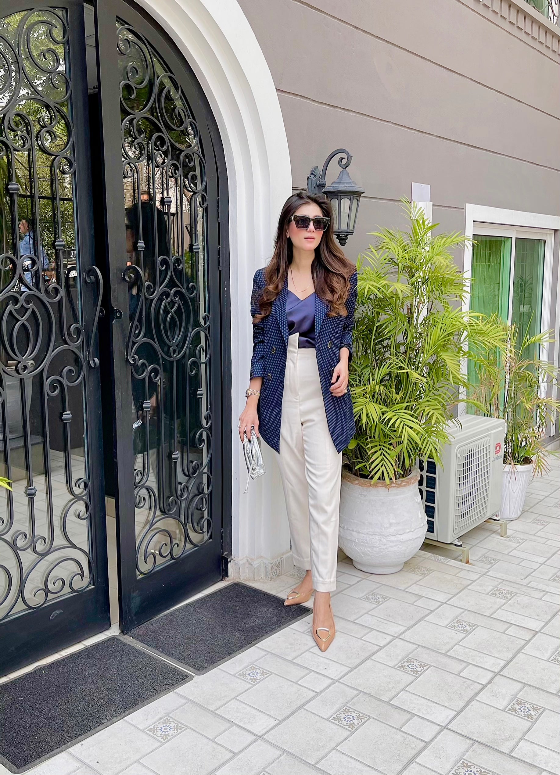 Asymmetrical Pants – POPPLIN